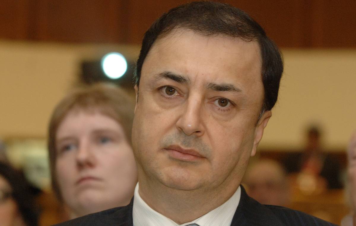 Vlad Goller News - Алмазный магнат Лев Леваев стал прототипом иллюзии ...
